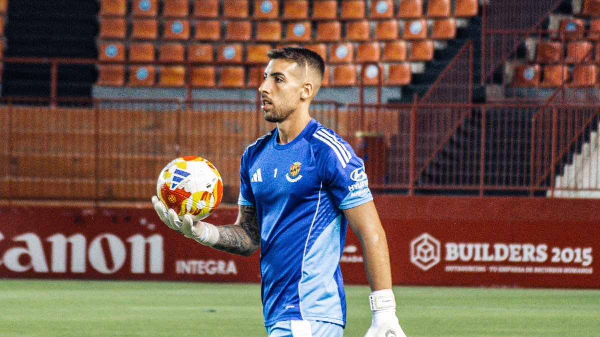 El Nàstic anuncia 14 salidas y negocia la continuidad de Óscar Sanz ...