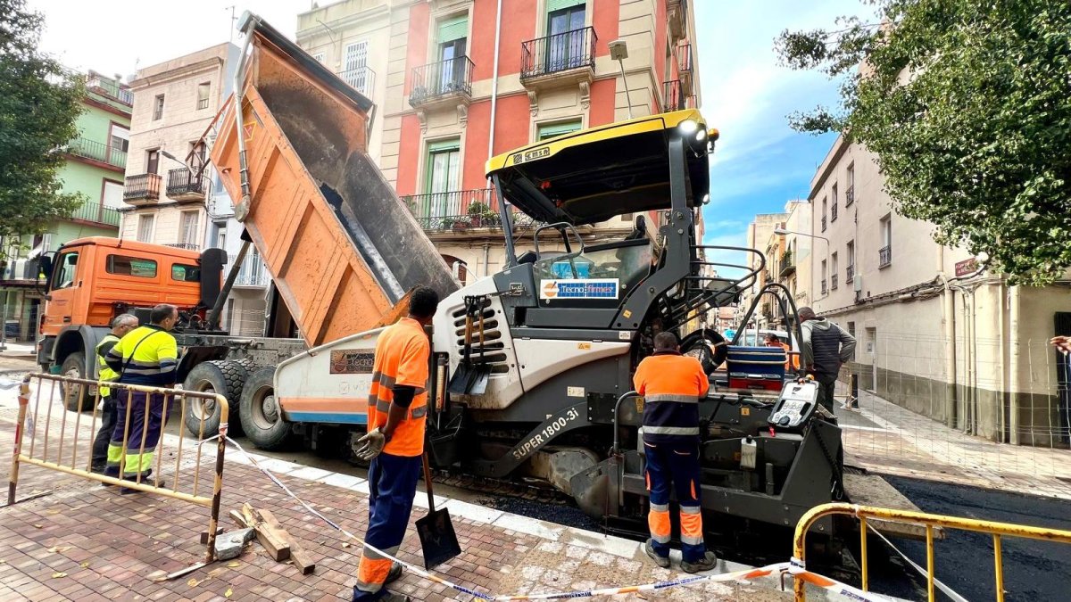 El trànsit al carrer Ample de Reus es restableix aquesta setmana en ...