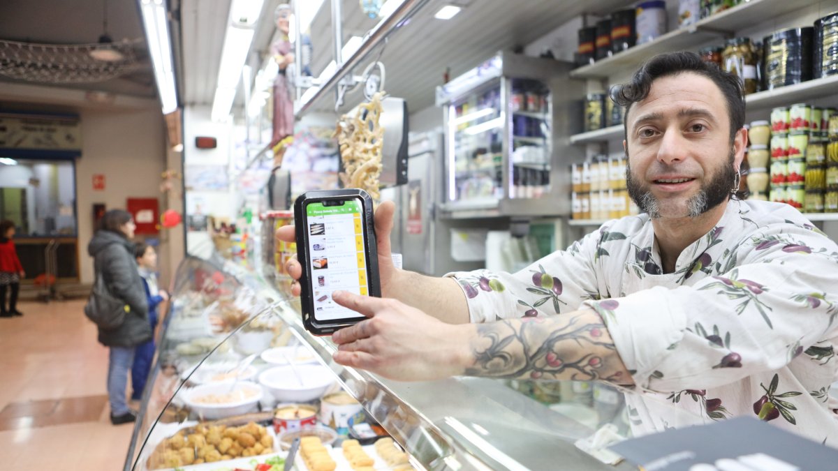 Siete paradas del Mercat Central de Reus inician una prueba piloto para ...