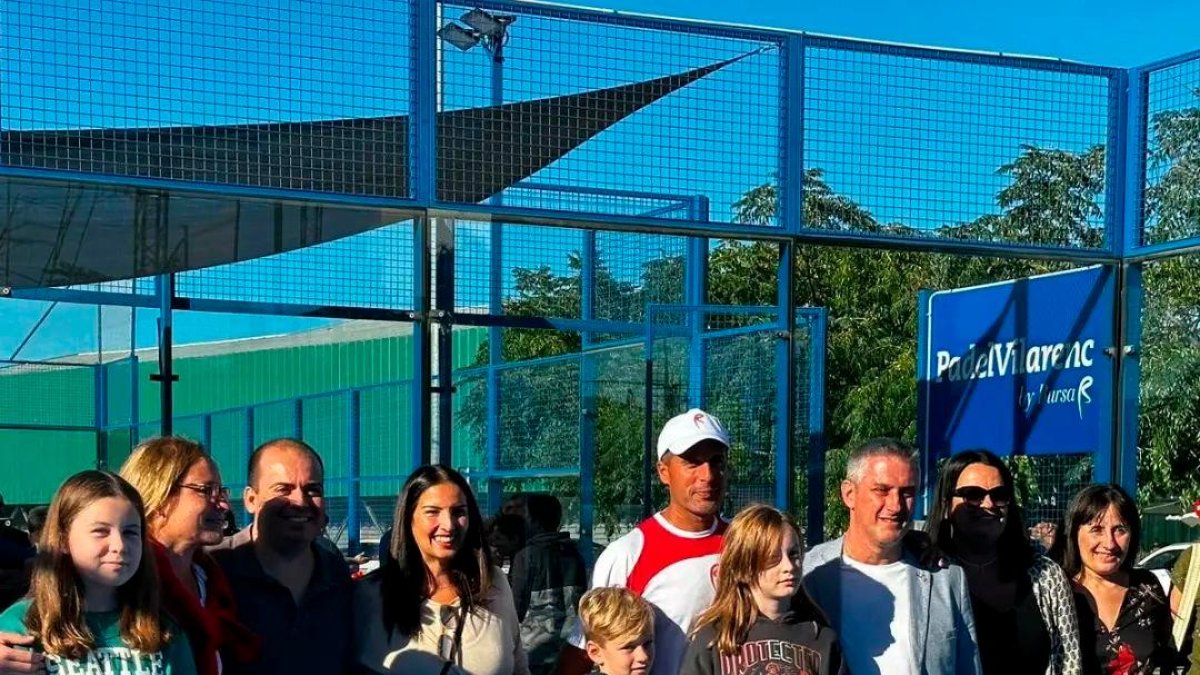 Sergio Bursa inaugura su nuevo club de pádel en Calafell