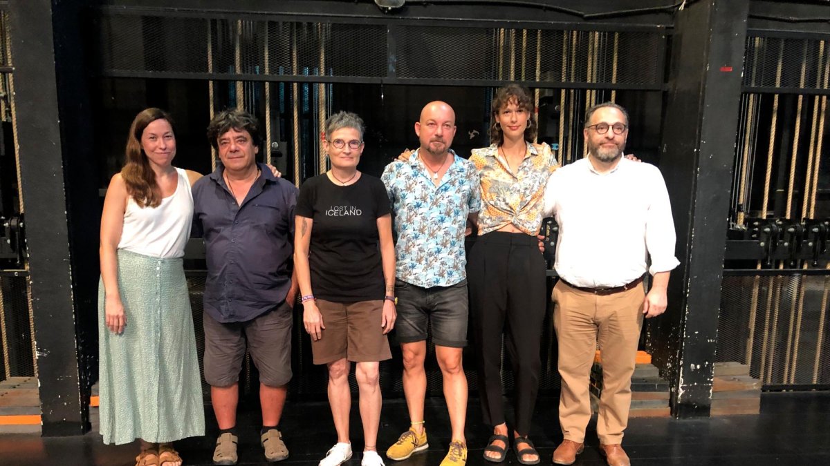 Conexión con el talento local