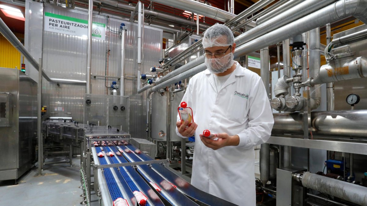 Delafruit: 30 millones de kilos de fruta al año en formato pouch ...