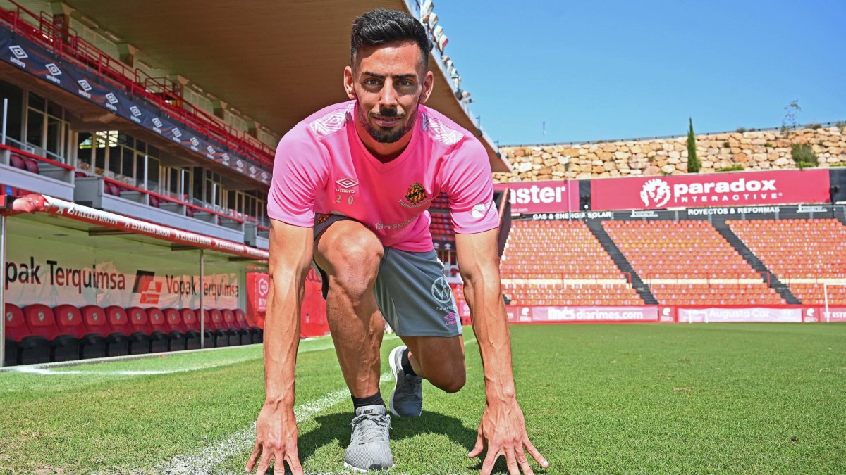 Robert Simón: 'El Nàstic es la oportunidad de mi carrera'