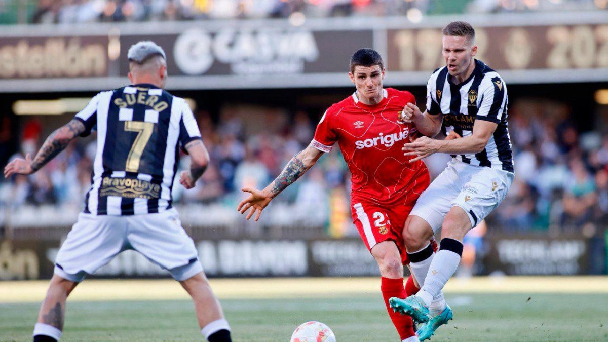 Un partido de sanción para Èric Montes