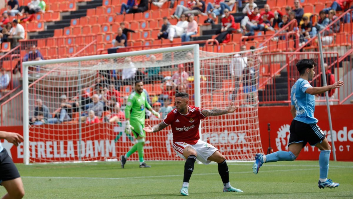 El Nàstic coloca a Marc Fernández en el mercado