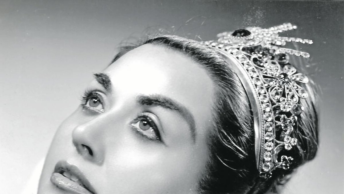 Maria Fàbregas, la mujer que triunfó con la ópera en pleno franquismo