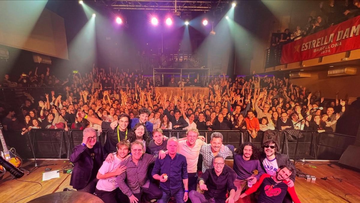 Els Pets se lucen en Londres con La Ludwig Band