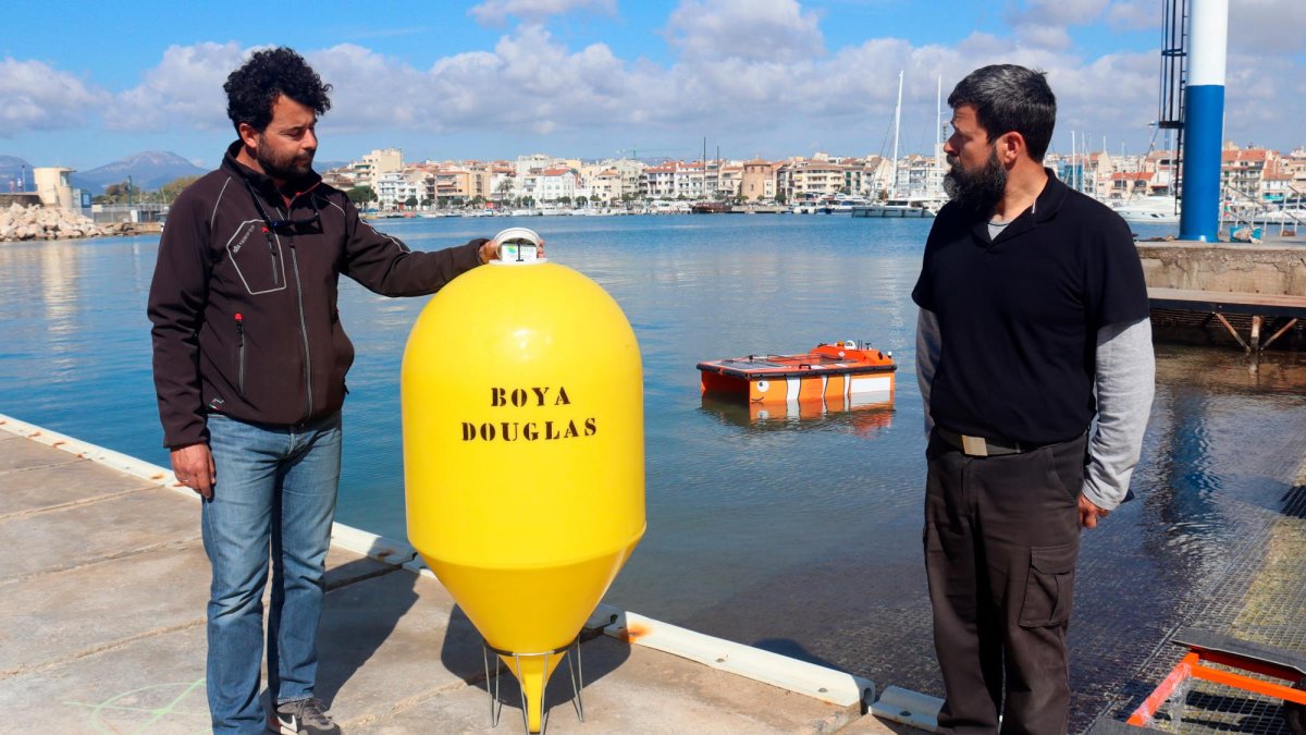 Fabrican una boya pionera para conocer el estado del mar en tiempo real