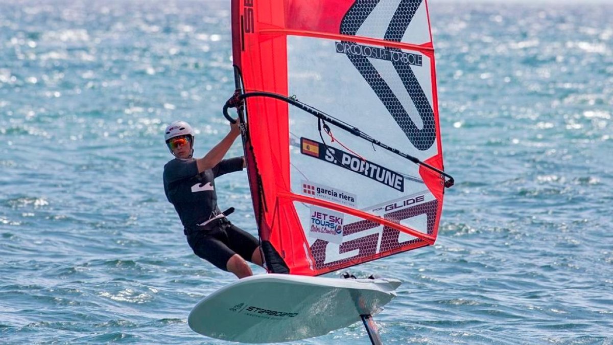 Sandro Portune y César Alonso, al equipo nacional de iQFoil