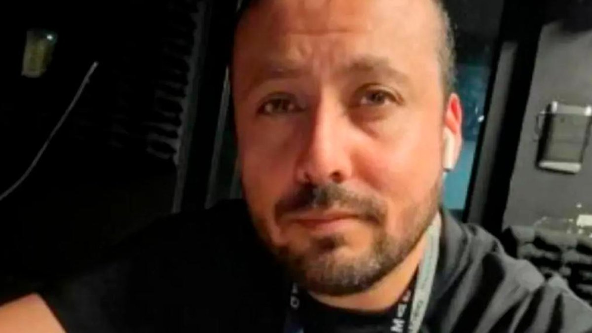 Investigan muerte del actor Álex Araya tras una cita en Tinder