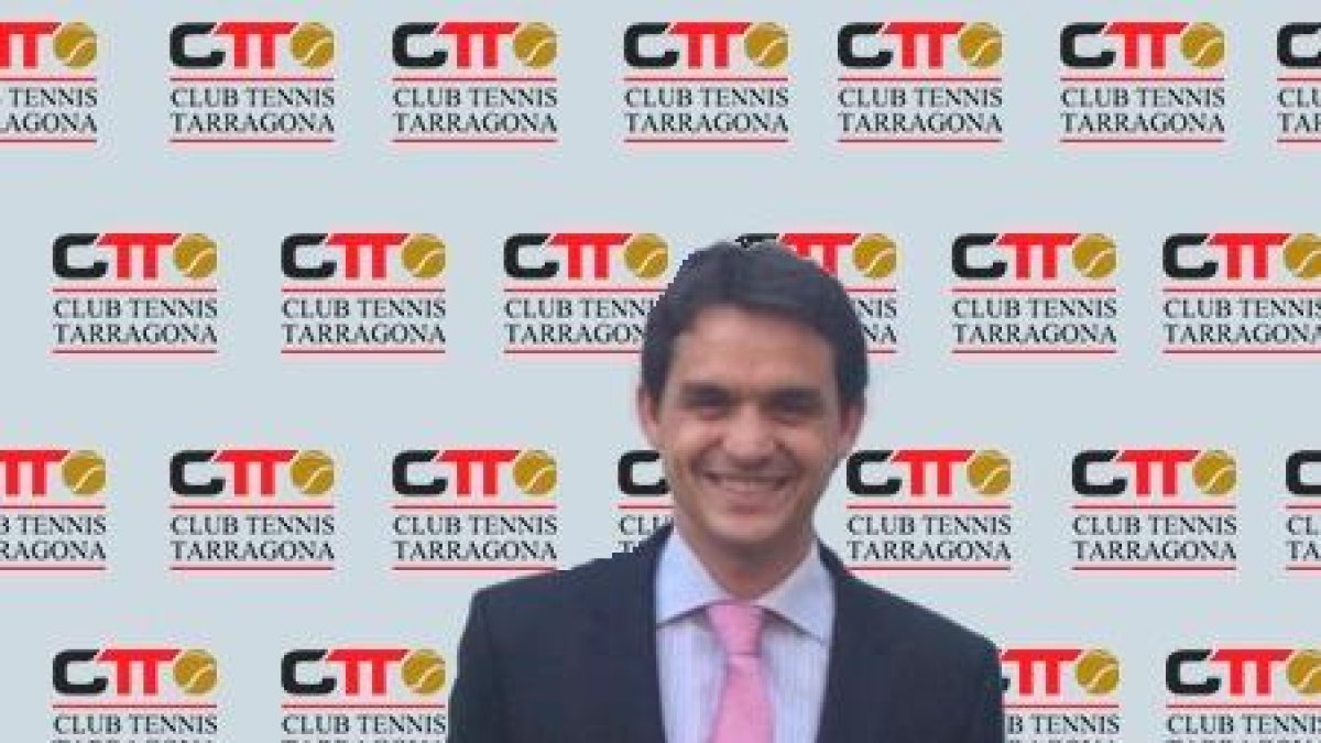 El Nàstic se refuerza en los despachos