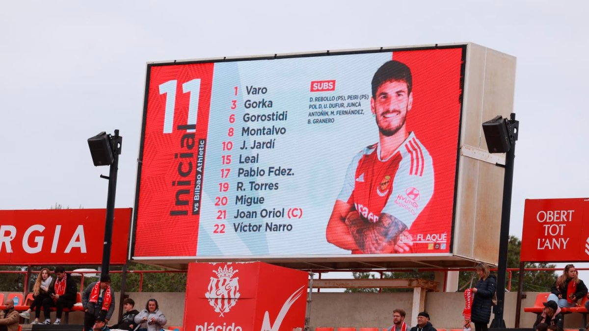 El nuevo marcador del Nàstic de Tarragona ya luce ante el Bilbao Athletic