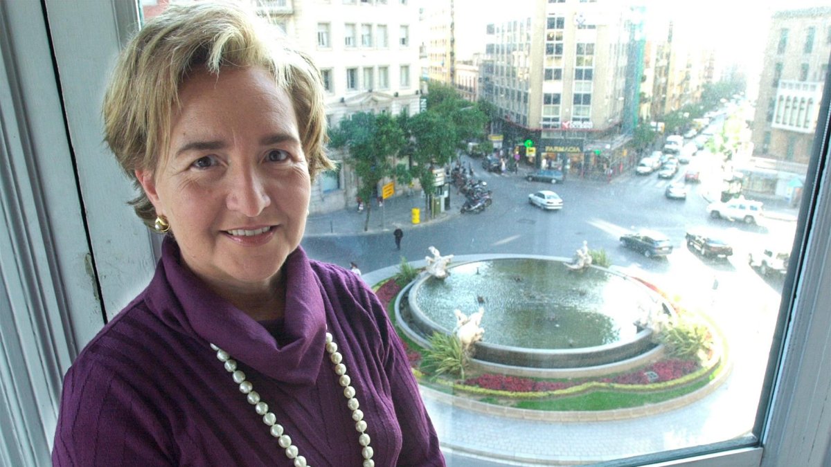 El gesto de Laura Roigé, presidenta de la Cambra de Comerç de Tarragona ...