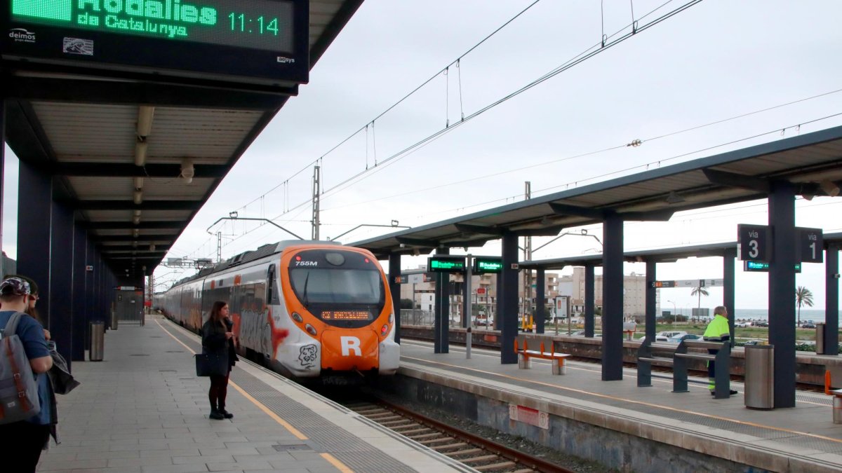 Renfe realizará este viernes por carretera los tramos de Sant Vicenç a ...
