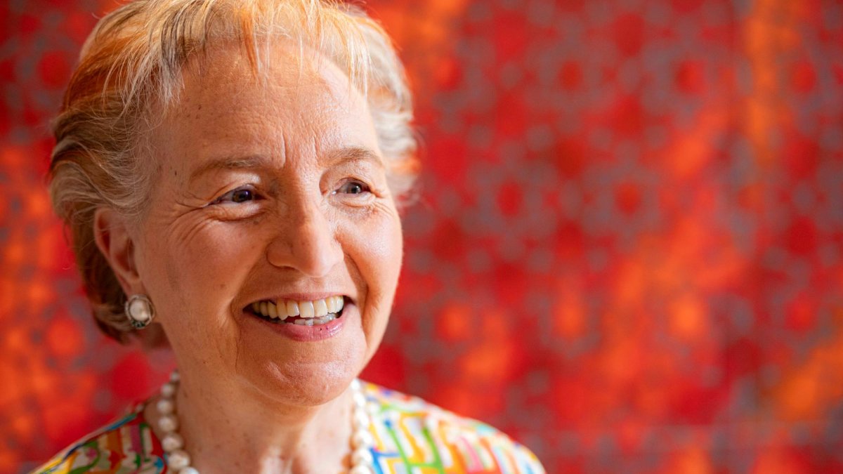 La presidenta de la Cambra de Tarragona, Laura Roigé, Creu de Sant Jordi