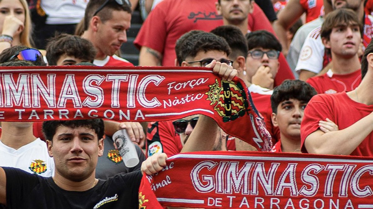 La Marea Grana del Nàstic de Tarragona agota las entradas visitantes ...