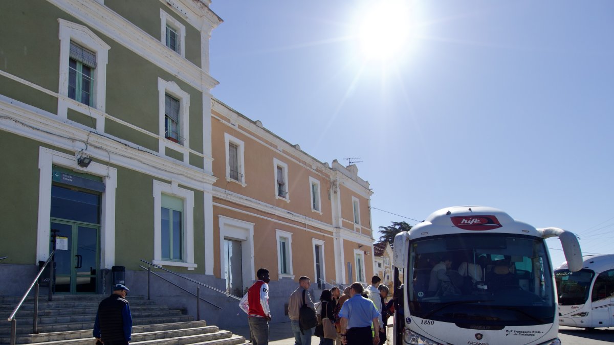 El tram de l'R-15 entre Riba-roja i Móra la Nova, tancat 'sine die'