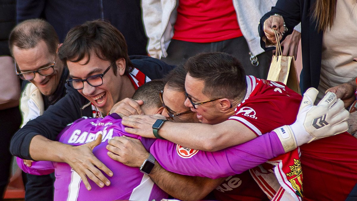 Mucho más que un portero: el vínculo de Manu García con el Nàstic ...