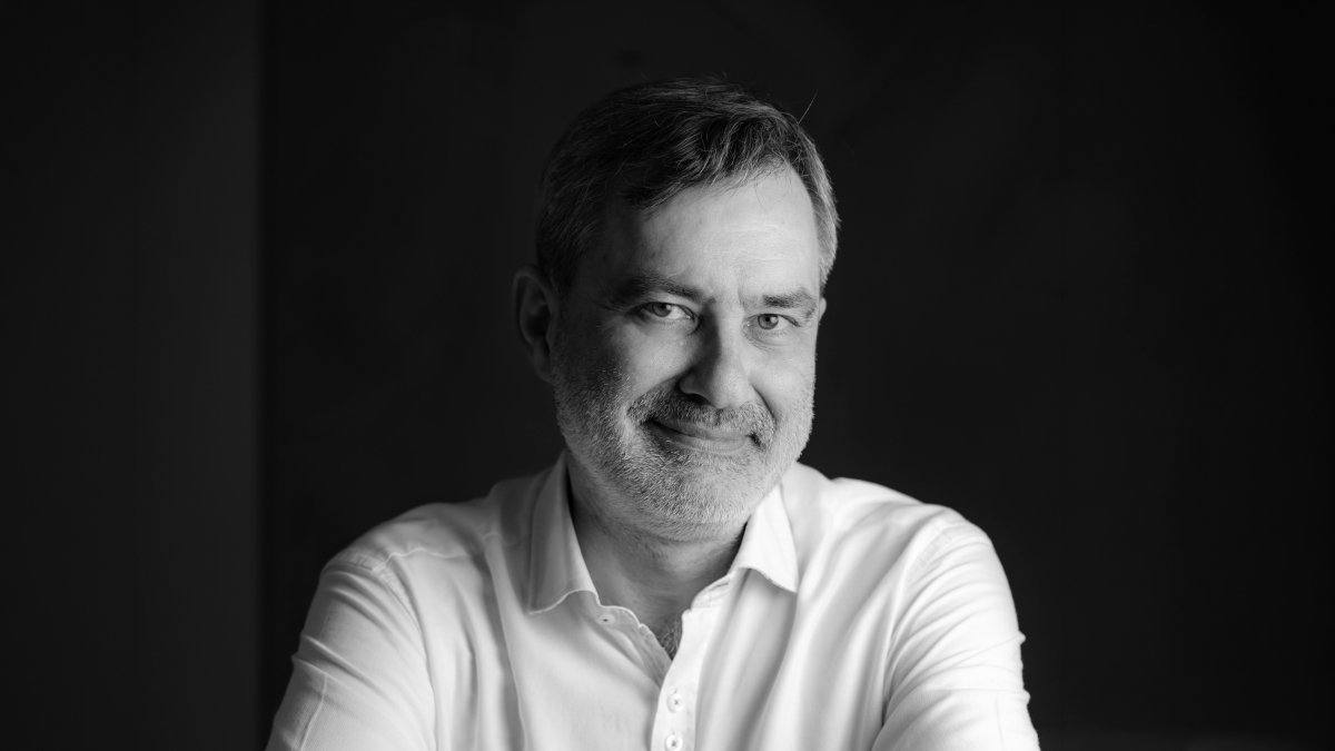 El risc és a l'esquerra