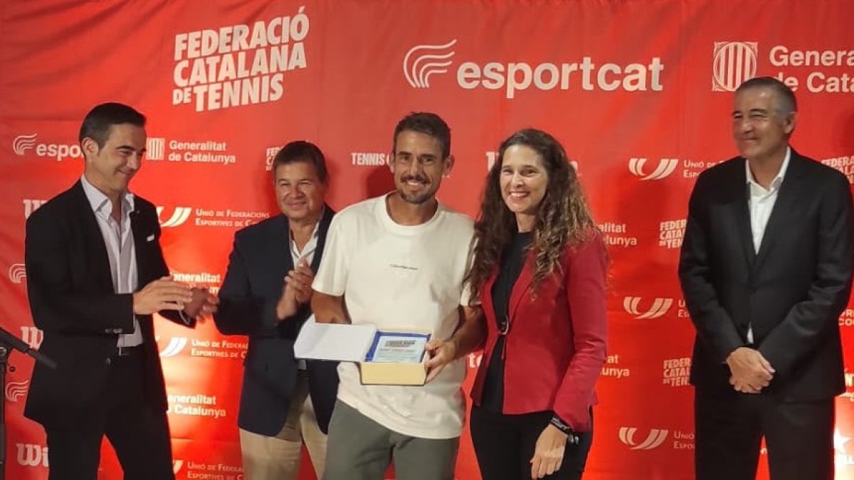 Mario Toribio, subcampeón de España de dobles +45 años