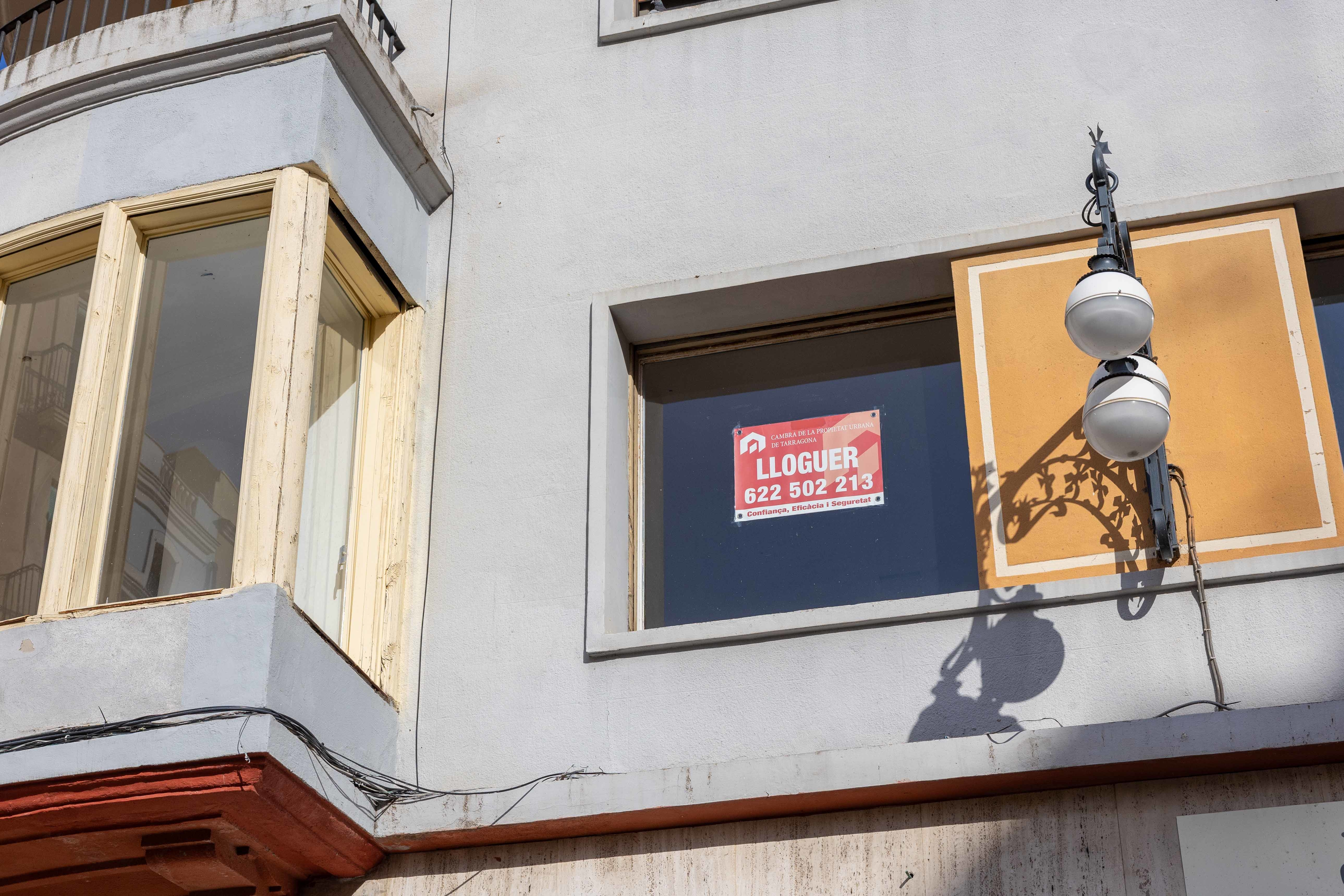 Catalunya regula el alquiler temporal y por habitaciones
