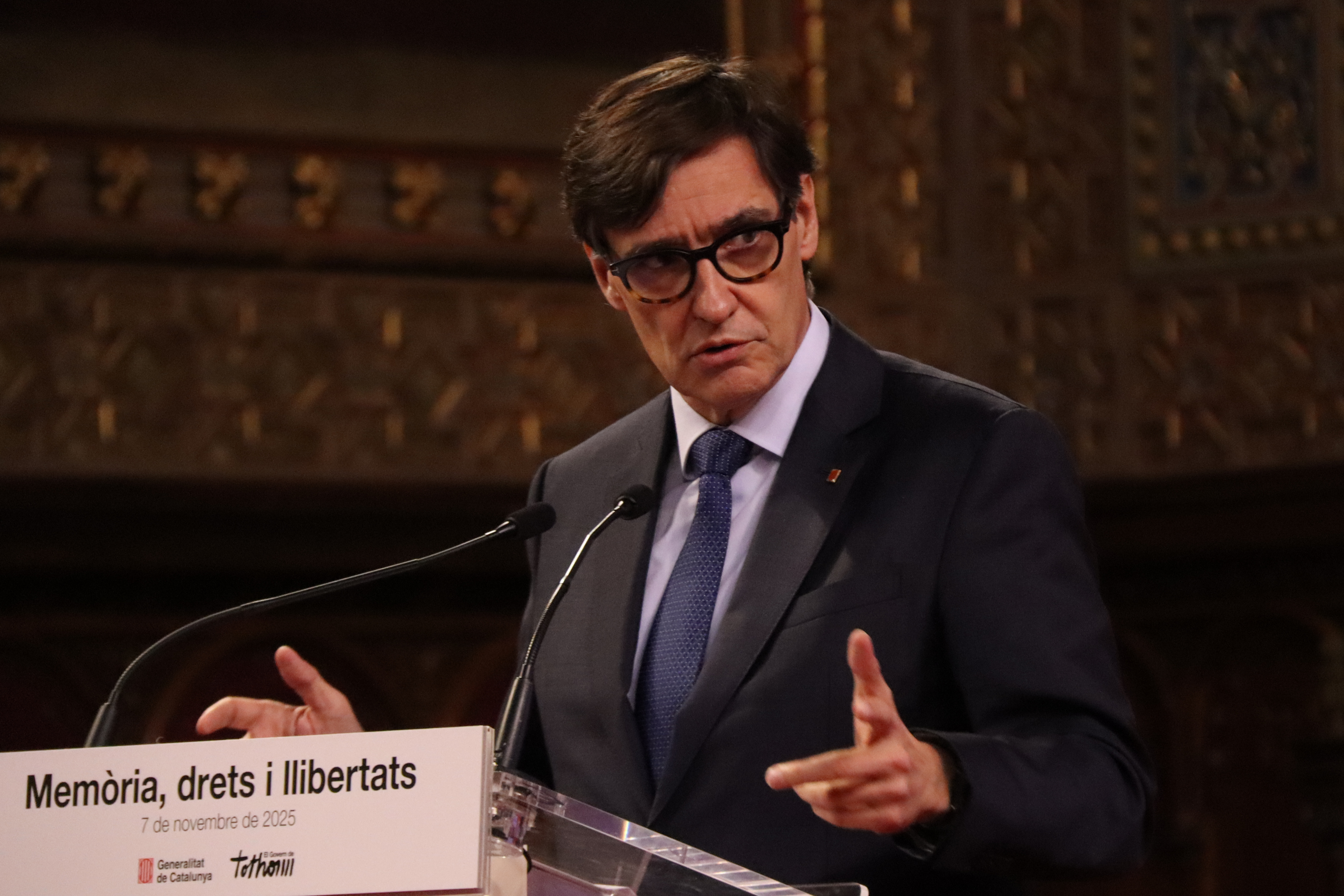 Illa advierte, 50 años después de la muerte de Franco, que “la ...