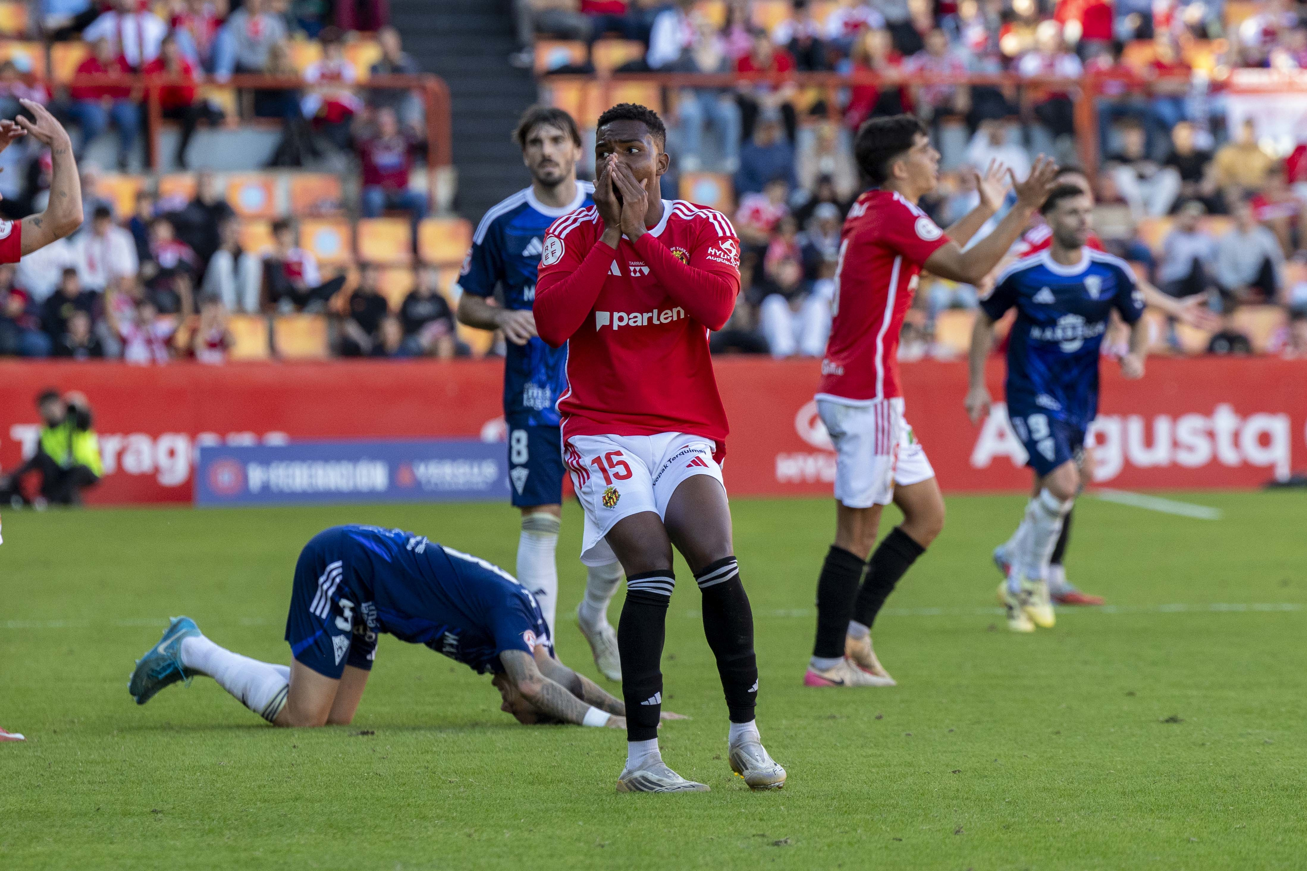 El Nàstic de Tarragona, fuera del play-off en Navidad: ¿qué ha fallado?