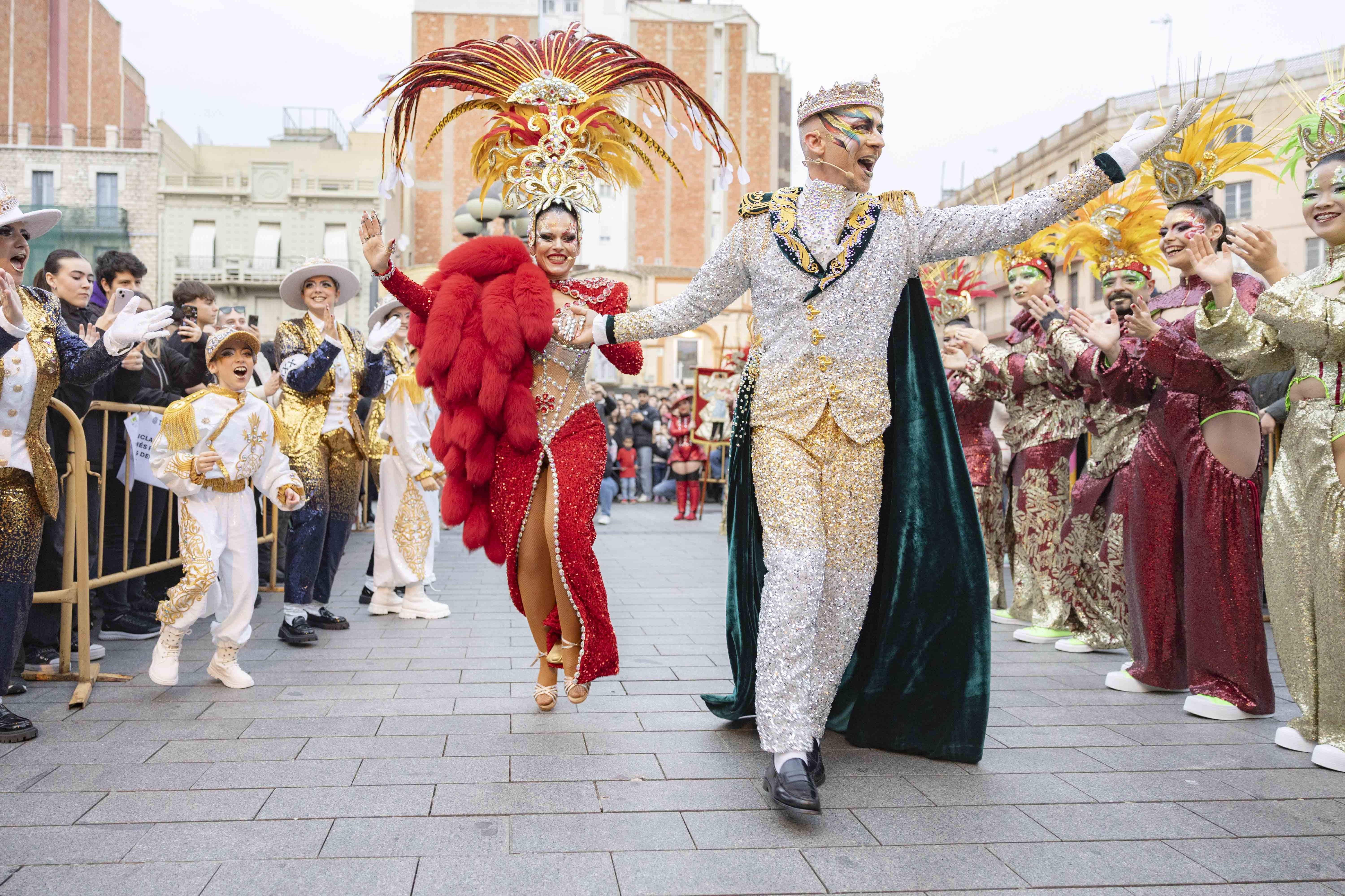 El viento obliga a modificar algunos actos del Carnaval de Tarragona