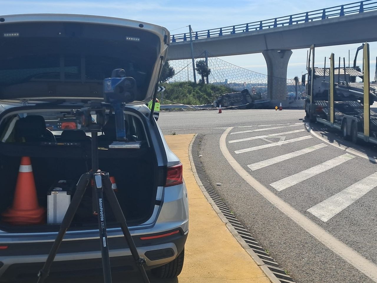 Control policial en la rotonda de Les Gavarres de Tarragona: Mossos ...