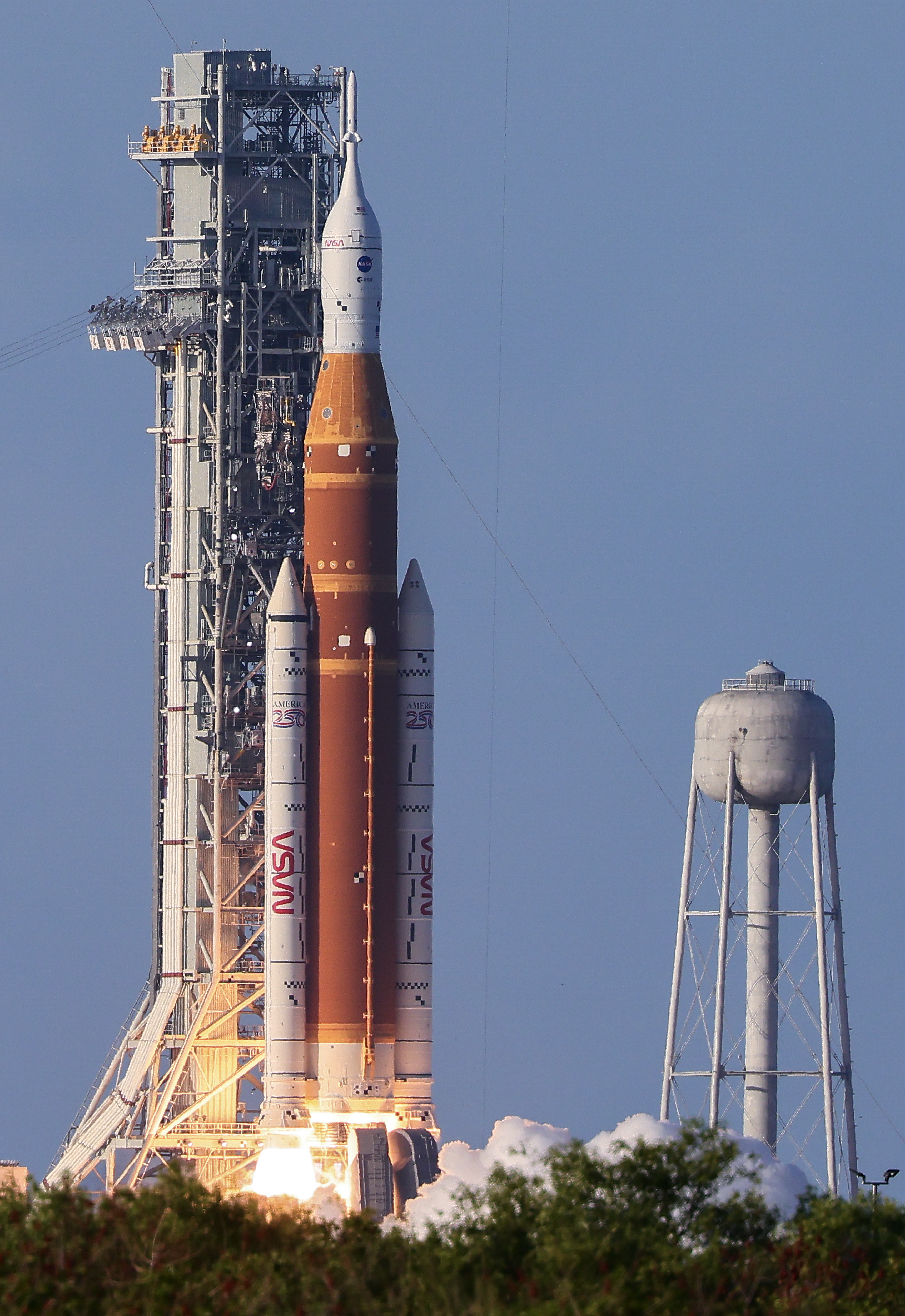 La NASA confirma que la misión translunar Artemis II está siendo un éxito