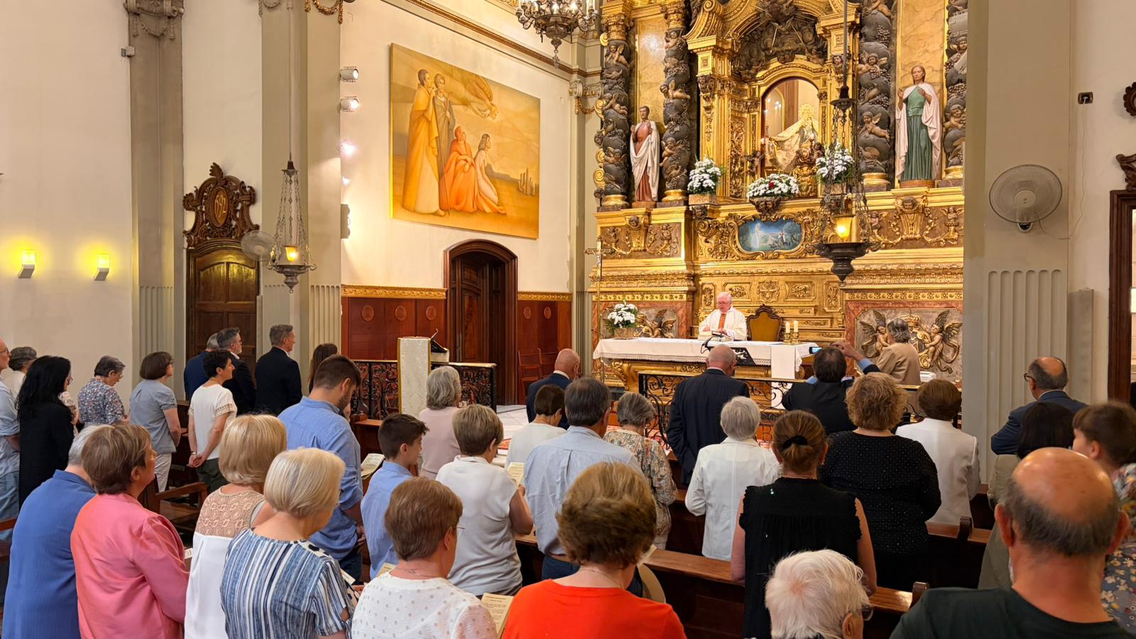 Els feligresos de Reus celebren l’arribada de l’obra de Gaudí: «Ja era ...